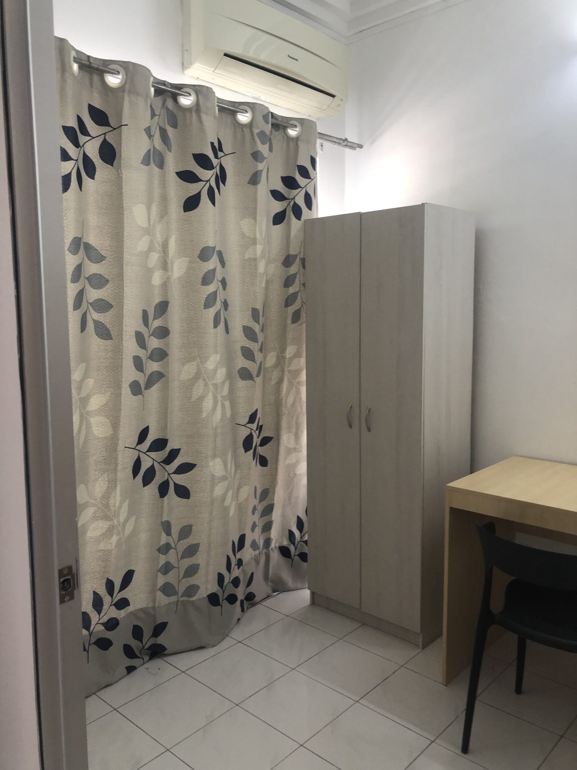 Single aircond room manage by owner - RoomGrabs