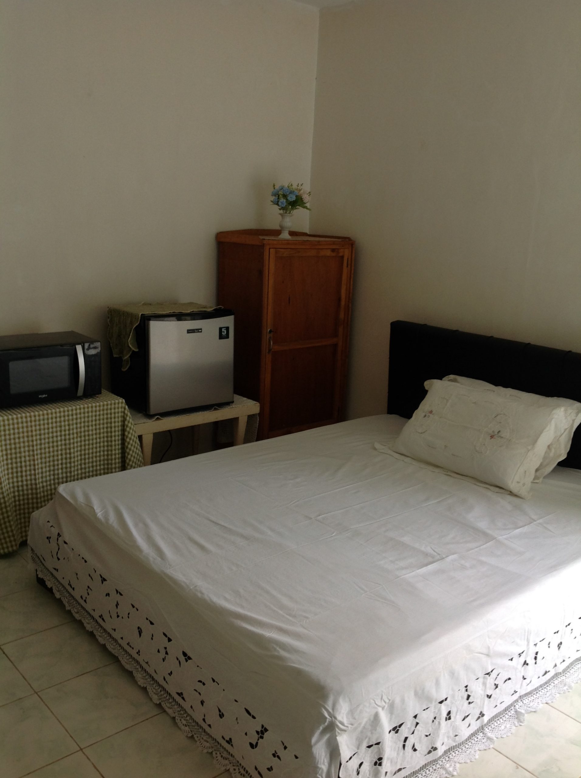 Studio-type room for rent at Sta. . Clara subd. - RoomGrabs 2022